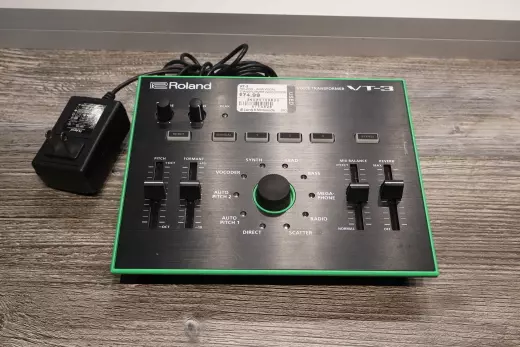 Gear Hunter | Roland - VT-3